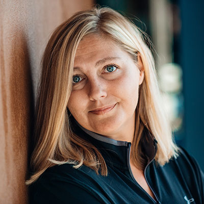 Julie Fuller's Instagram, Twitter & Facebook on IDCrawl